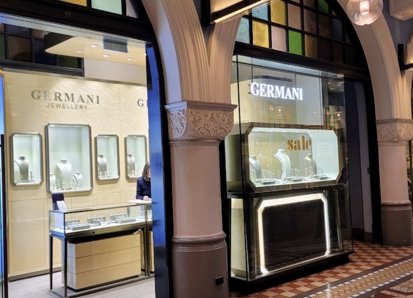 为骗保险金 澳知名珠宝商自编自导抢劫案 遭警方逮捕 - 澳洲看新闻网 最新澳洲新闻 | 中国新闻 | 港台新闻 | 国际新闻